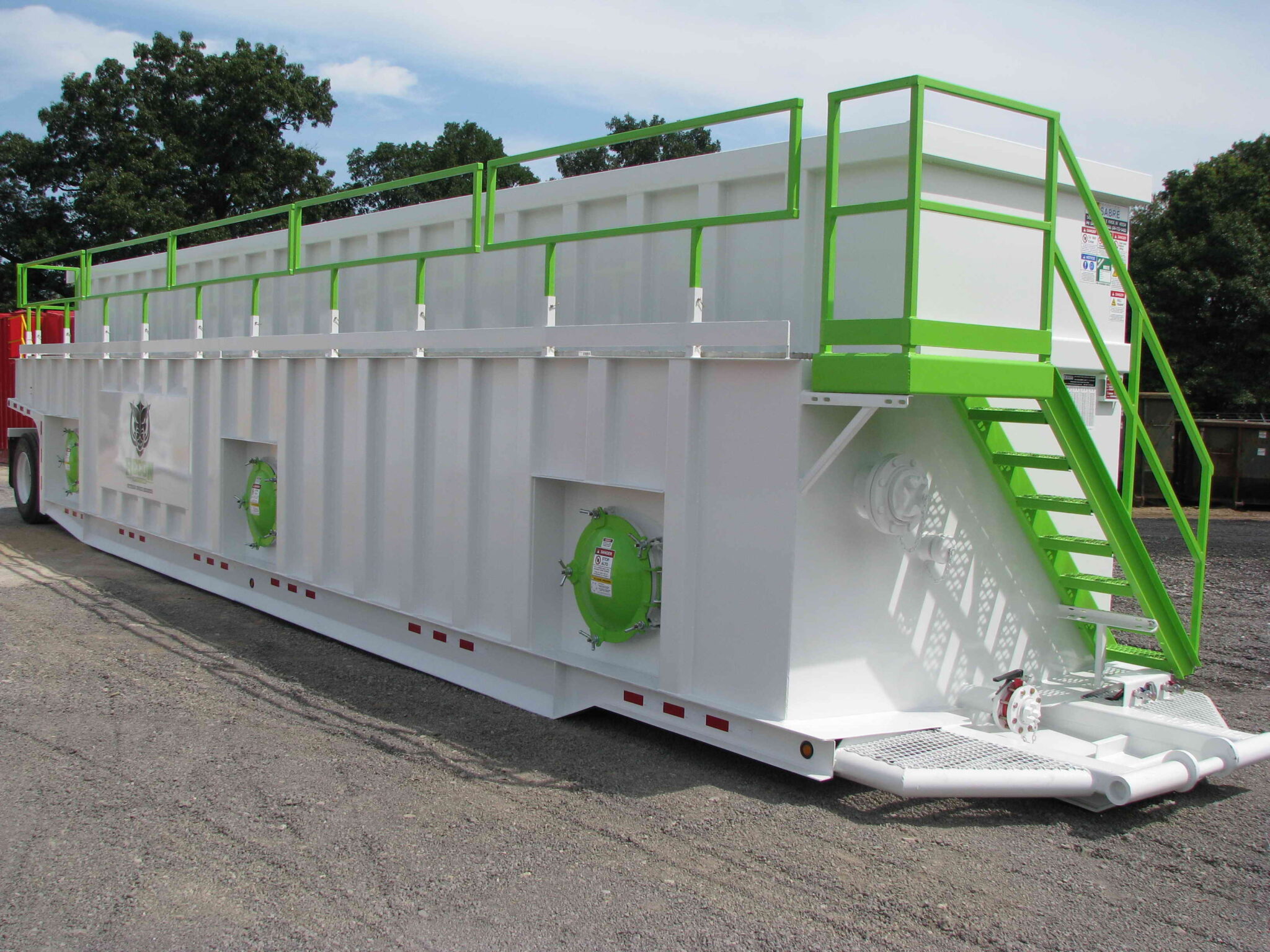 Frac Tanks | Weir Tanks | Excavation Dewatering Services
